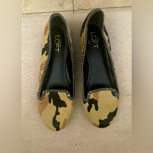 LOFT | Shoes | Loft Flats | Poshmark